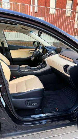 Lexus NX 300h 2015 Klaipėda, ar dzinēja tilpumu 2.49 L un nobraukumu 127 tūkst. km par 22800 €, foto 19 vietnē AUTOMOTO.COM.LV