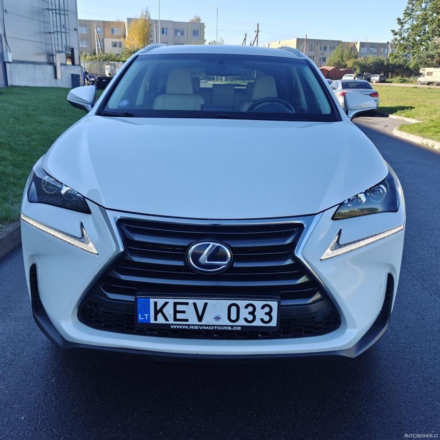 Лексус NX 300h 2015 в Вильнюс, объемом двигателя 2.50 л и пробегом 150 тыс. км за 18700 €, фото 1 на AUTOMOTO.COM.LV