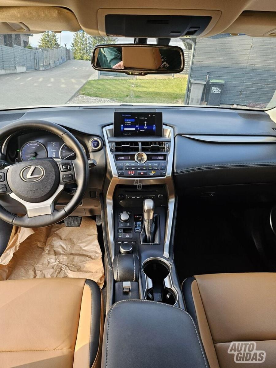Lexus NX 300h 2017 Telšiai, ar dzinēja tilpumu 2.50 L un nobraukumu 254 tūkst. km par 20500 €, foto 14 vietnē AUTOMOTO.COM.LV