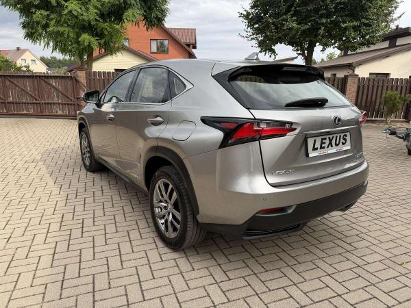 Lexus NX 300h 2017 in Vilnius, with an engine capacity of 2.49 L and mileage of 119 thousand km for 21200 €, photo 4 on AUTOMOTO.COM.LV