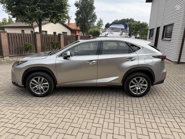 Lexus NX 300h 2017 in Vilnius, with an engine capacity of 2.49 L and mileage of 119 thousand km for 21200 €, photo 5 on AUTOMOTO.COM.LV
