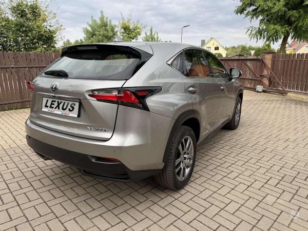 Lexus NX 300h 2017 in Vilnius, with an engine capacity of 2.49 L and mileage of 119 thousand km for 21200 €, photo 7 on AUTOMOTO.COM.LV