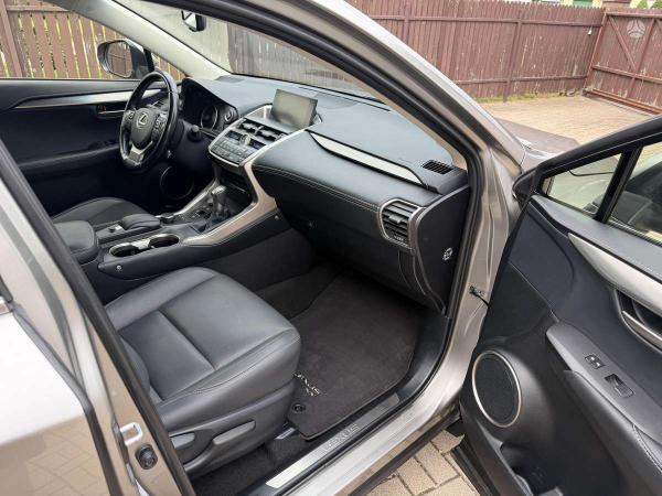 Lexus NX 300h 2017 in Vilnius, with an engine capacity of 2.49 L and mileage of 119 thousand km for 21200 €, photo 10 on AUTOMOTO.COM.LV
