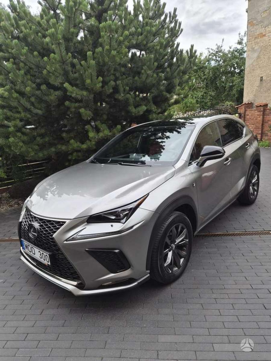 Lexus NX 300h 2018 Panevēža, ar dzinēja tilpumu 2.49 L un nobraukumu 122 tūkst. km par 28200 €, foto 4 vietnē AUTOMOTO.COM.LV
