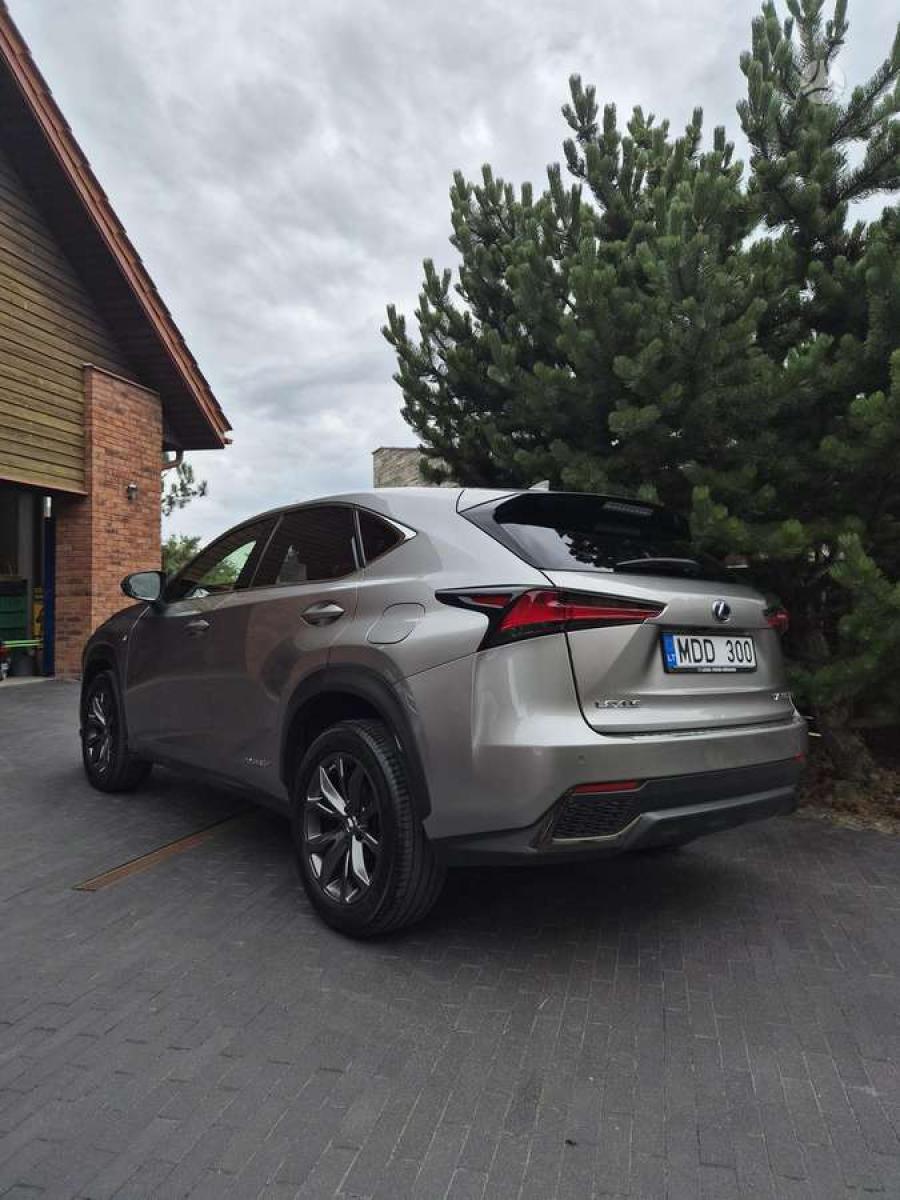 Lexus NX 300h 2018 Panevēža, ar dzinēja tilpumu 2.49 L un nobraukumu 122 tūkst. km par 28200 €, foto 5 vietnē AUTOMOTO.COM.LV