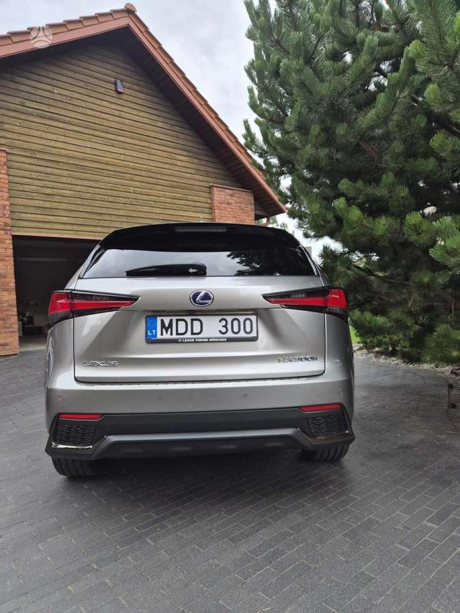 Lexus NX 300h 2018 Panevēža, ar dzinēja tilpumu 2.49 L un nobraukumu 122 tūkst. km par 28200 €, foto 6 vietnē AUTOMOTO.COM.LV