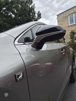Lexus NX 300h 2018 Panevēža, ar dzinēja tilpumu 2.49 L un nobraukumu 122 tūkst. km par 28200 €, foto 10 vietnē AUTOMOTO.COM.LV