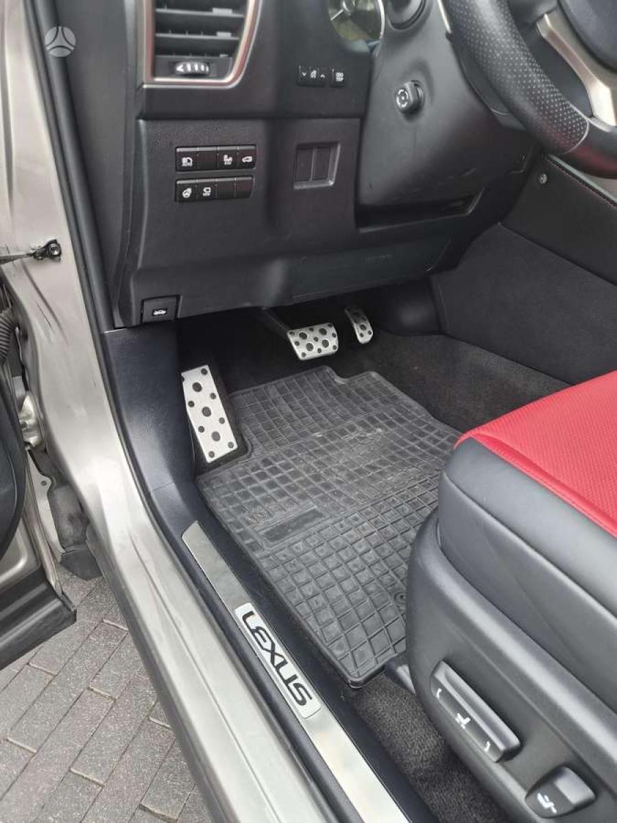 Lexus NX 300h 2018 Panevēža, ar dzinēja tilpumu 2.49 L un nobraukumu 122 tūkst. km par 28200 €, foto 26 vietnē AUTOMOTO.COM.LV