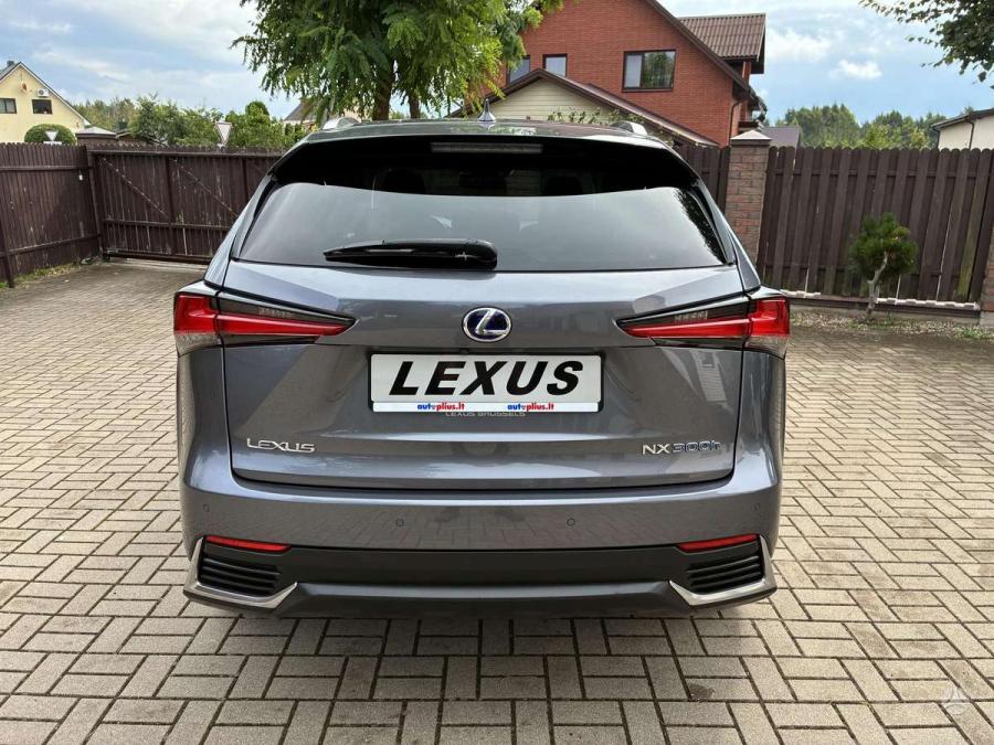 Lexus NX 300h 2018 in Vilnius, with an engine capacity of 2.49 L and mileage of 178 thousand km for 24990 €, photo 6 on AUTOMOTO.COM.LV