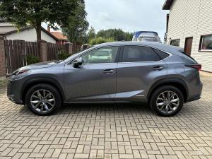 Lexus NX 300h 2018 in Vilnius, with an engine capacity of 2.49 L and mileage of 178 thousand km for 24990 €, photo 8 on AUTOMOTO.COM.LV