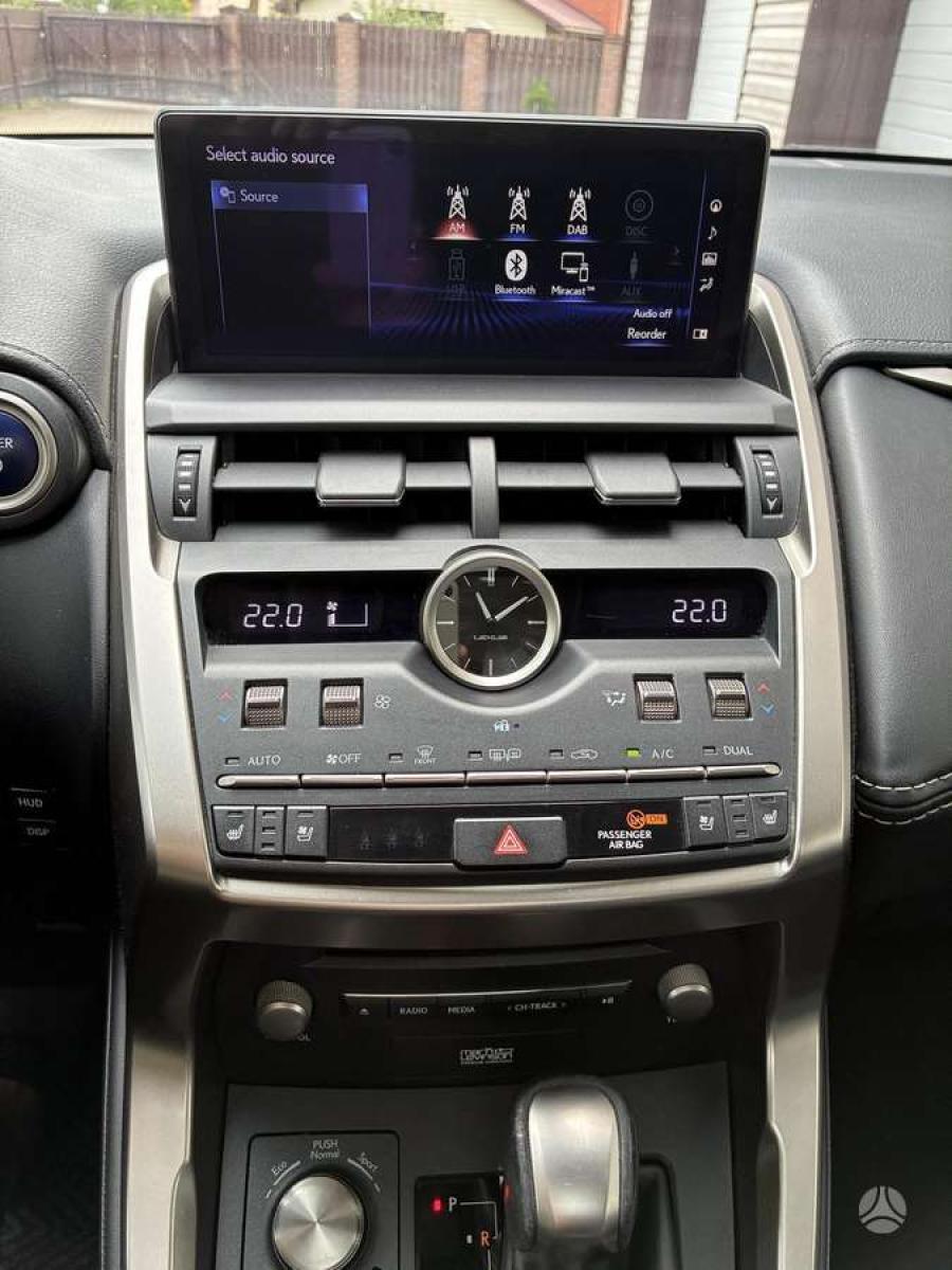 Lexus NX 300h 2018 in Vilnius, with an engine capacity of 2.49 L and mileage of 178 thousand km for 24990 €, photo 26 on AUTOMOTO.COM.LV