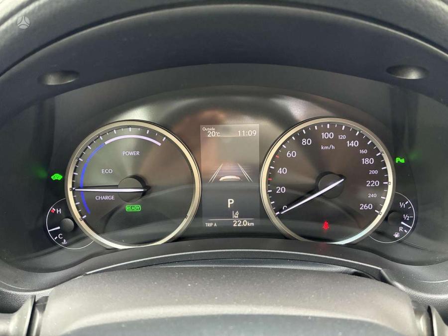 Lexus NX 300h 2018 in Vilnius, with an engine capacity of 2.49 L and mileage of 178 thousand km for 24990 €, photo 28 on AUTOMOTO.COM.LV