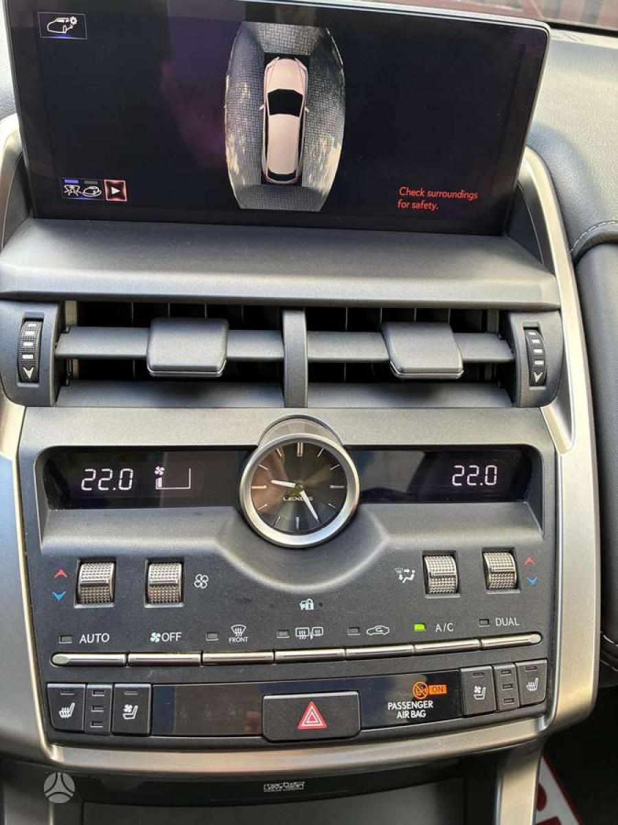 Lexus NX 300h 2018 in Vilnius, with an engine capacity of 2.49 L and mileage of 178 thousand km for 24990 €, photo 32 on AUTOMOTO.COM.LV