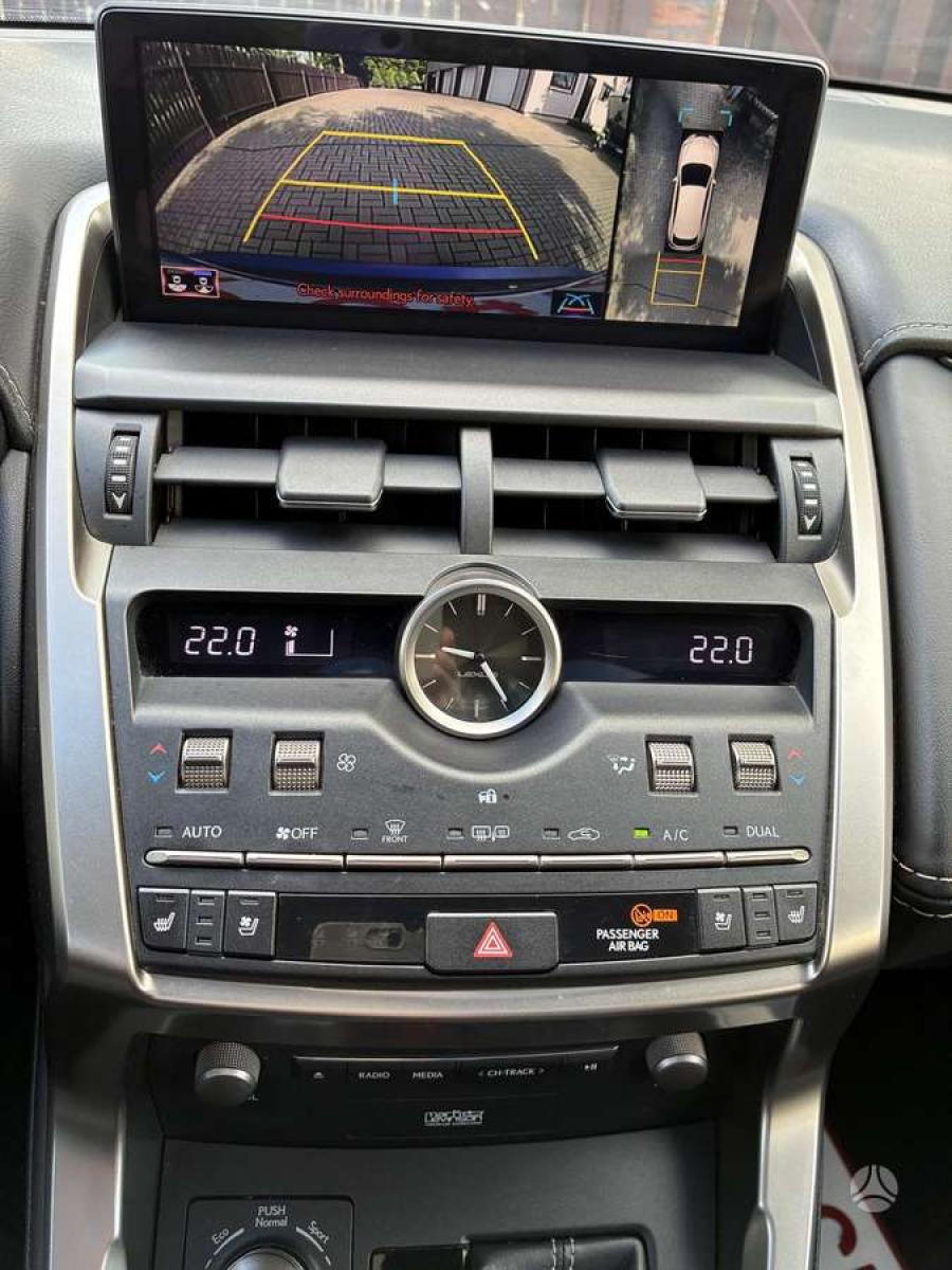 Lexus NX 300h 2018 in Vilnius, with an engine capacity of 2.49 L and mileage of 178 thousand km for 24990 €, photo 33 on AUTOMOTO.COM.LV