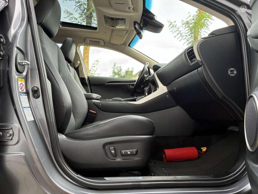 Лексус NX 300h 2018 в Вильнюс, объемом двигателя 2.49 л и пробегом 178 тыс. км за 24900 €, фото 27 на AUTOMOTO.COM.LV