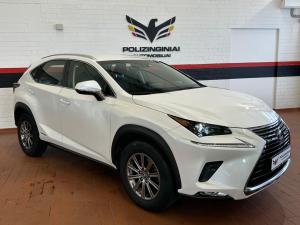 Lexus NX 300h 2019 in Kaunas, with an engine capacity of 2.50 L and mileage of 93 thousand km for 26700 €, photo 4 on AUTOMOTO.COM.LV