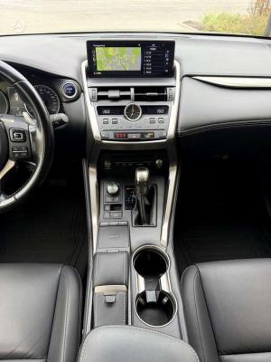 Lexus NX 300h 2019 Viļņa, ar dzinēja tilpumu 2.49 L un nobraukumu 123 tūkst. km par 25999 €, foto 12 vietnē AUTOMOTO.COM.LV
