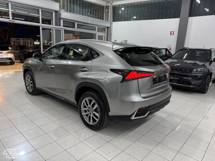 Lexus NX 300h 2020 in Vilnius, with an engine capacity of 2.50 L and mileage of 69 thousand km for 26500 €, photo 4 on AUTOMOTO.COM.LV