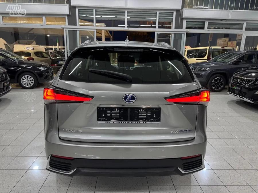 Lexus NX 300h 2020 in Vilnius, with an engine capacity of 2.50 L and mileage of 69 thousand km for 26500 €, photo 6 on AUTOMOTO.COM.LV