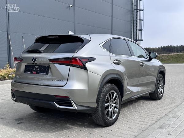 Lexus NX 300h 2020 in Vilnius, with an engine capacity of 2.50 L and mileage of 82 thousand km for 26950 €, photo 8 on AUTOMOTO.COM.LV