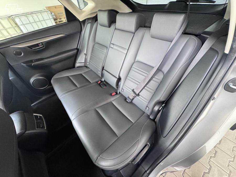 Lexus NX 300h 2020 in Vilnius, with an engine capacity of 2.50 L and mileage of 82 thousand km for 26950 €, photo 19 on AUTOMOTO.COM.LV
