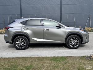 Lexus NX 300h 2020 in Vilnius, with an engine capacity of 2.50 L and mileage of 82 thousand km for 26950 €, photo 32 on AUTOMOTO.COM.LV