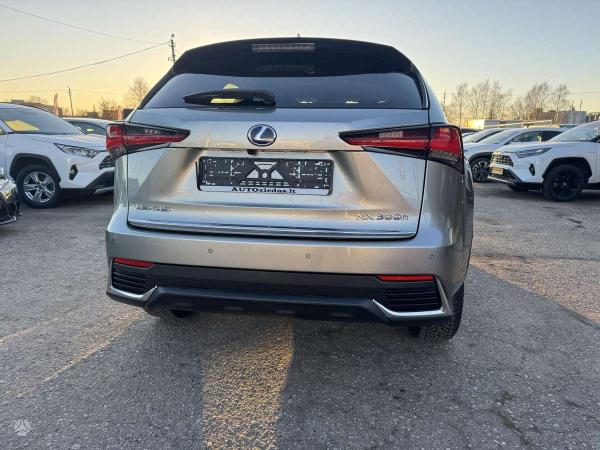 Lexus NX 300h 2021 Panevēža, ar dzinēja tilpumu 2.49 L un nobraukumu 29 tūkst. km par 31300 €, foto 6 vietnē AUTOMOTO.COM.LV
