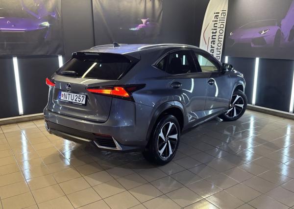 Lexus NX 300h 2021 in Vilnius, with an engine capacity of 2.50 L and mileage of 124 thousand km for 29950 €, photo 2 on AUTOMOTO.COM.LV