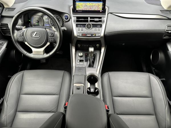 Lexus NX 300h 2021 in Vilnius, with an engine capacity of 2.50 L and mileage of 124 thousand km for 29950 €, photo 3 on AUTOMOTO.COM.LV