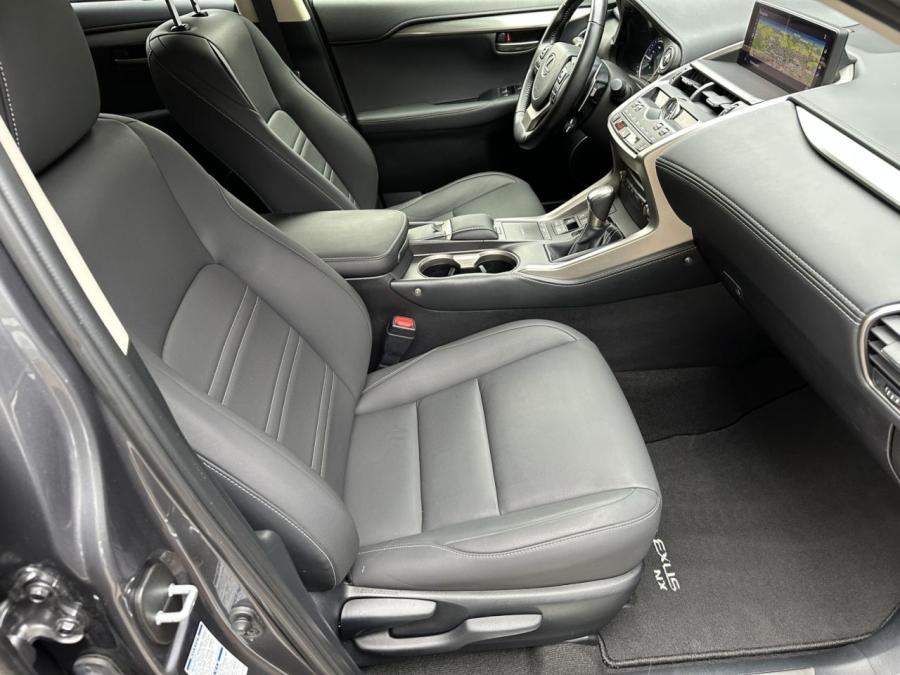 Lexus NX 300h 2021 in Vilnius, with an engine capacity of 2.50 L and mileage of 124 thousand km for 29950 €, photo 5 on AUTOMOTO.COM.LV