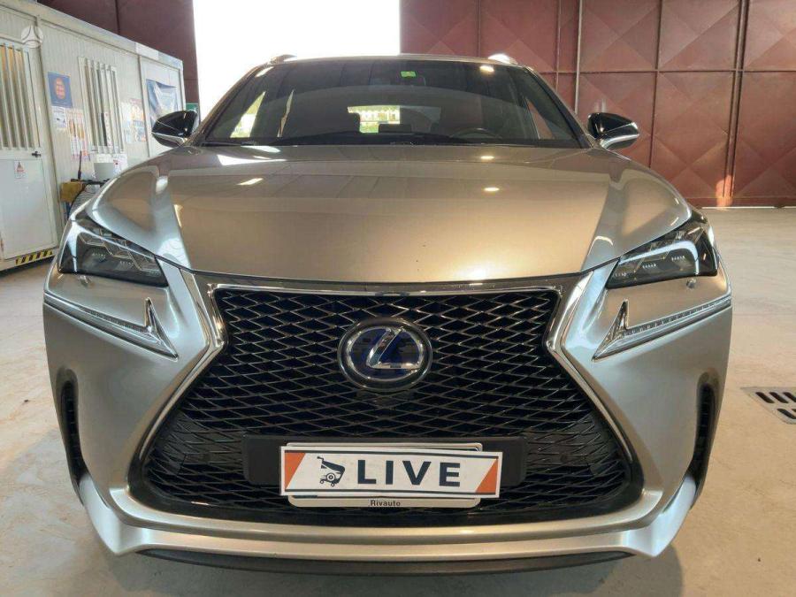 Zaļš Lexus NX 300h 2016 Daugavpils, ar dzinēja tilpumu 2.49 L un nobraukumu 153 tūkst. km par 21900 €, foto 1 vietnē AUTOMOTO.COM.LV