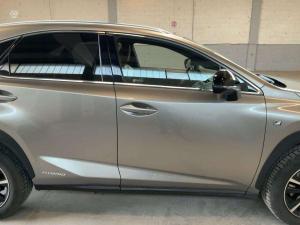 Zaļš Lexus NX 300h 2016 Daugavpils, ar dzinēja tilpumu 2.49 L un nobraukumu 153 tūkst. km par 21900 €, foto 10 vietnē AUTOMOTO.COM.LV