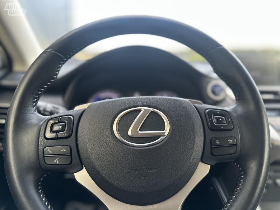 Grey Lexus NX 300h 2014 in Vilnius, with an engine capacity of 2.50 L and mileage of 180 thousand km for 17950 €, photo 21 on AUTOMOTO.COM.LV