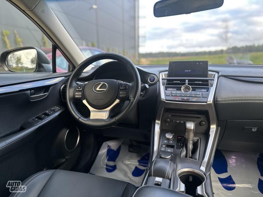 Grey Lexus NX 300h 2014 in Vilnius, with an engine capacity of 2.50 L and mileage of 180 thousand km for 17950 €, photo 28 on AUTOMOTO.COM.LV