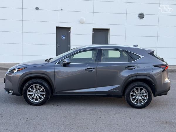 Pelēks Lexus NX 300h 2014 Viļņa, ar dzinēja tilpumu 2.50 L un nobraukumu 180 tūkst. km par 16750 €, foto 8 vietnē AUTOMOTO.COM.LV