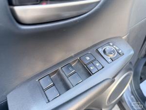Grey Lexus NX 300h 2014 in Vilnius, with an engine capacity of 2.50 L and mileage of 180 thousand km for 16750 €, photo 12 on AUTOMOTO.COM.LV