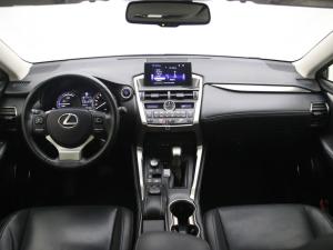 Pelēks Lexus NX 300h 2014 Viļņa, ar dzinēja tilpumu 2.50 L un nobraukumu 164 tūkst. km par 19699 €, foto 3 vietnē AUTOMOTO.COM.LV