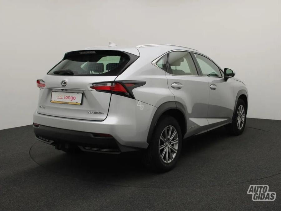Pelēks Lexus NX 300h 2014 Viļņa, ar dzinēja tilpumu 2.50 L un nobraukumu 164 tūkst. km par 19699 €, foto 9 vietnē AUTOMOTO.COM.LV