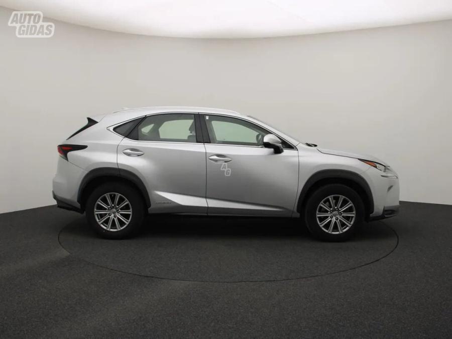 Pelēks Lexus NX 300h 2014 Viļņa, ar dzinēja tilpumu 2.50 L un nobraukumu 164 tūkst. km par 19699 €, foto 10 vietnē AUTOMOTO.COM.LV