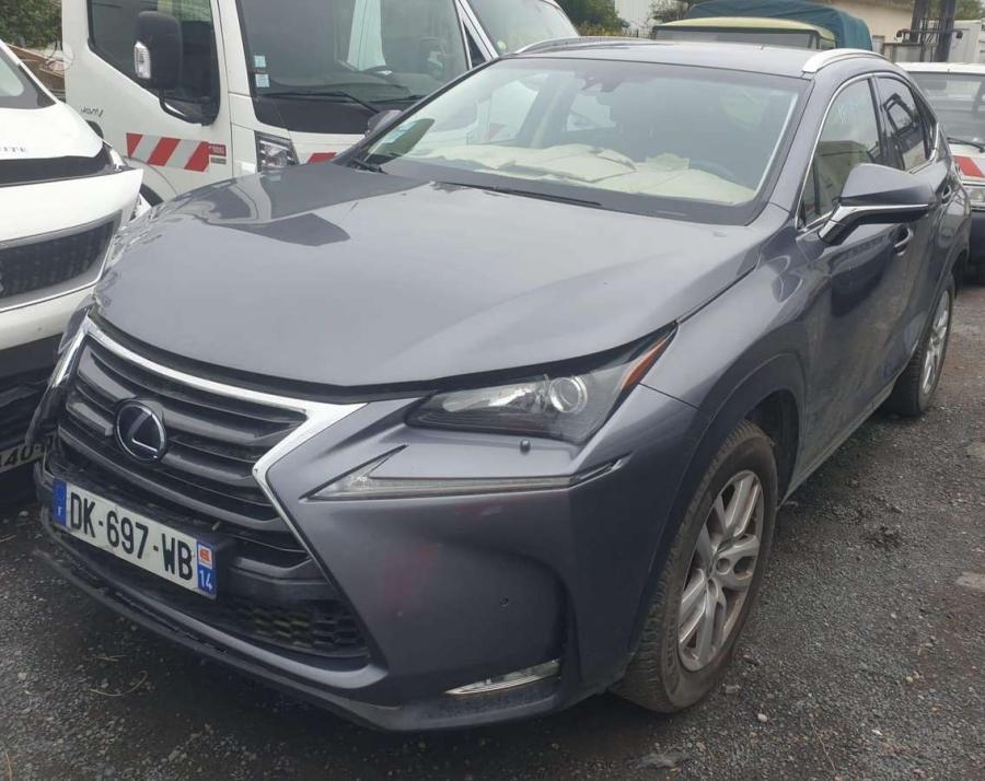 Серый Лексус NX 300h 2014 в Клайпеда, объемом двигателя 2.50 л и пробегом 140 тыс. км за 12600 €, фото 11 на AUTOMOTO.COM.LV