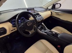 Pelēks Lexus NX 300h 2014 Marijampole, ar dzinēja tilpumu 2.49 L un nobraukumu 273 tūkst. km par 16350 €, foto 3 vietnē AUTOMOTO.COM.LV