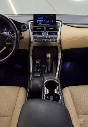 Pelēks Lexus NX 300h 2014 Marijampole, ar dzinēja tilpumu 2.49 L un nobraukumu 273 tūkst. km par 16350 €, foto 12 vietnē AUTOMOTO.COM.LV