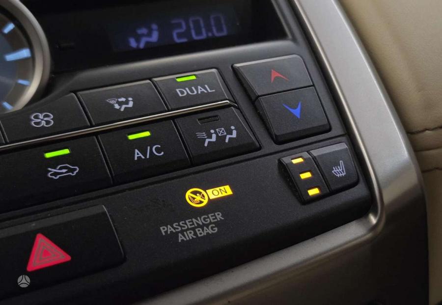 Pelēks Lexus NX 300h 2014 Marijampole, ar dzinēja tilpumu 2.49 L un nobraukumu 273 tūkst. km par 16350 €, foto 18 vietnē AUTOMOTO.COM.LV