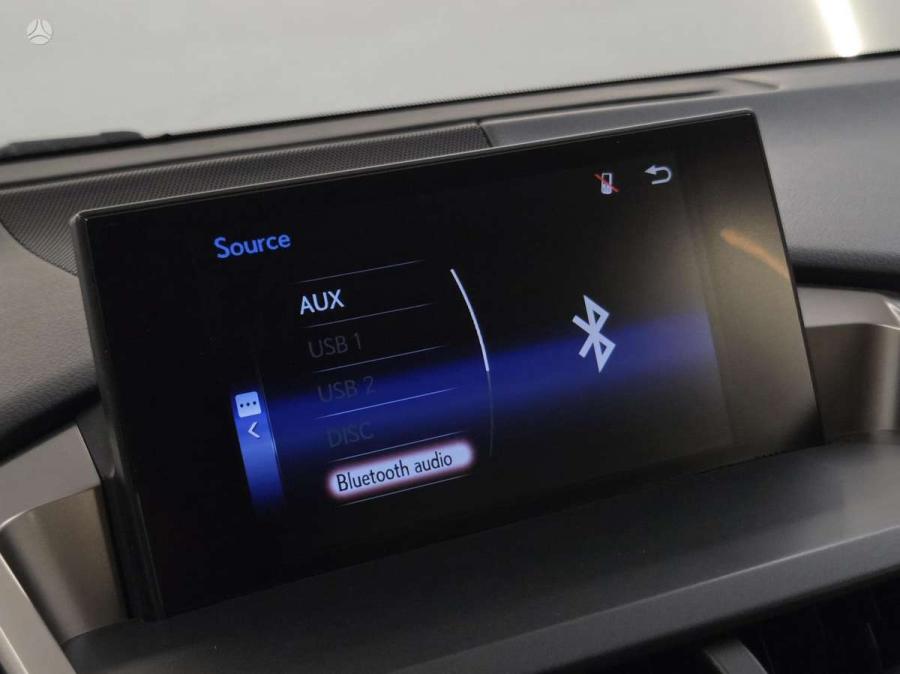 Pelēks Lexus NX 300h 2014 Marijampole, ar dzinēja tilpumu 2.49 L un nobraukumu 273 tūkst. km par 16350 €, foto 20 vietnē AUTOMOTO.COM.LV