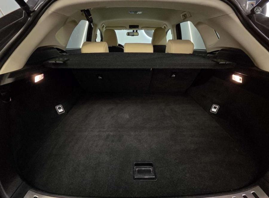 Pelēks Lexus NX 300h 2014 Marijampole, ar dzinēja tilpumu 2.49 L un nobraukumu 273 tūkst. km par 16350 €, foto 22 vietnē AUTOMOTO.COM.LV