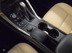 Pelēks Lexus NX 300h 2014 Marijampole, ar dzinēja tilpumu 2.49 L un nobraukumu 273 tūkst. km par 16350 €, foto 26 vietnē AUTOMOTO.COM.LV