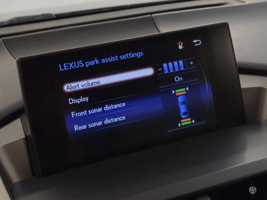 Pelēks Lexus NX 300h 2014 Marijampole, ar dzinēja tilpumu 2.49 L un nobraukumu 273 tūkst. km par 16350 €, foto 28 vietnē AUTOMOTO.COM.LV