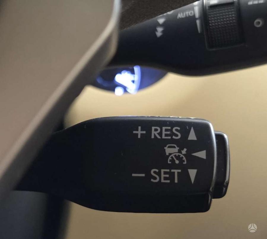Pelēks Lexus NX 300h 2014 Marijampole, ar dzinēja tilpumu 2.49 L un nobraukumu 273 tūkst. km par 16350 €, foto 29 vietnē AUTOMOTO.COM.LV