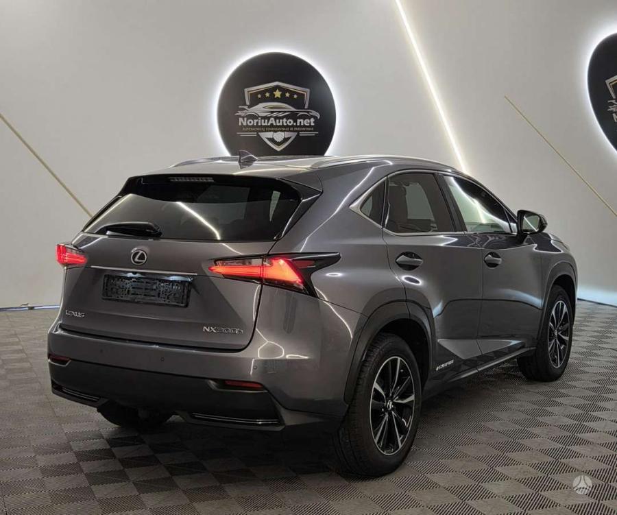 Pelēks Lexus NX 300h 2014 Marijampole, ar dzinēja tilpumu 2.49 L un nobraukumu 273 tūkst. km par 16350 €, foto 32 vietnē AUTOMOTO.COM.LV