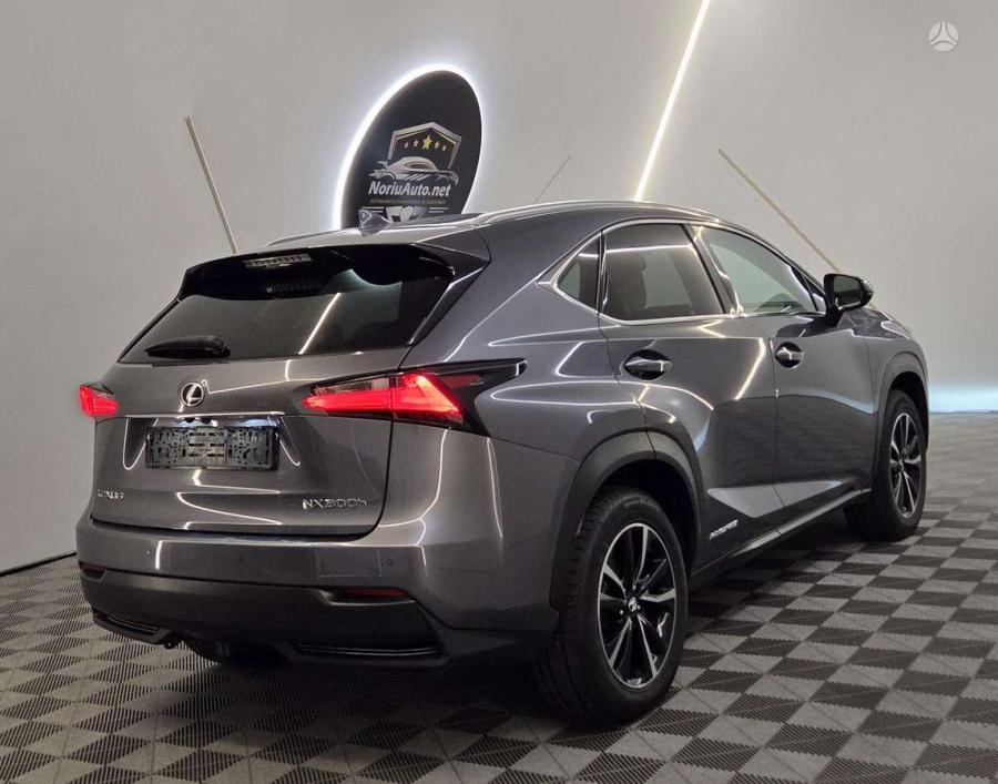 Pelēks Lexus NX 300h 2014 Marijampole, ar dzinēja tilpumu 2.49 L un nobraukumu 273 tūkst. km par 16350 €, foto 36 vietnē AUTOMOTO.COM.LV